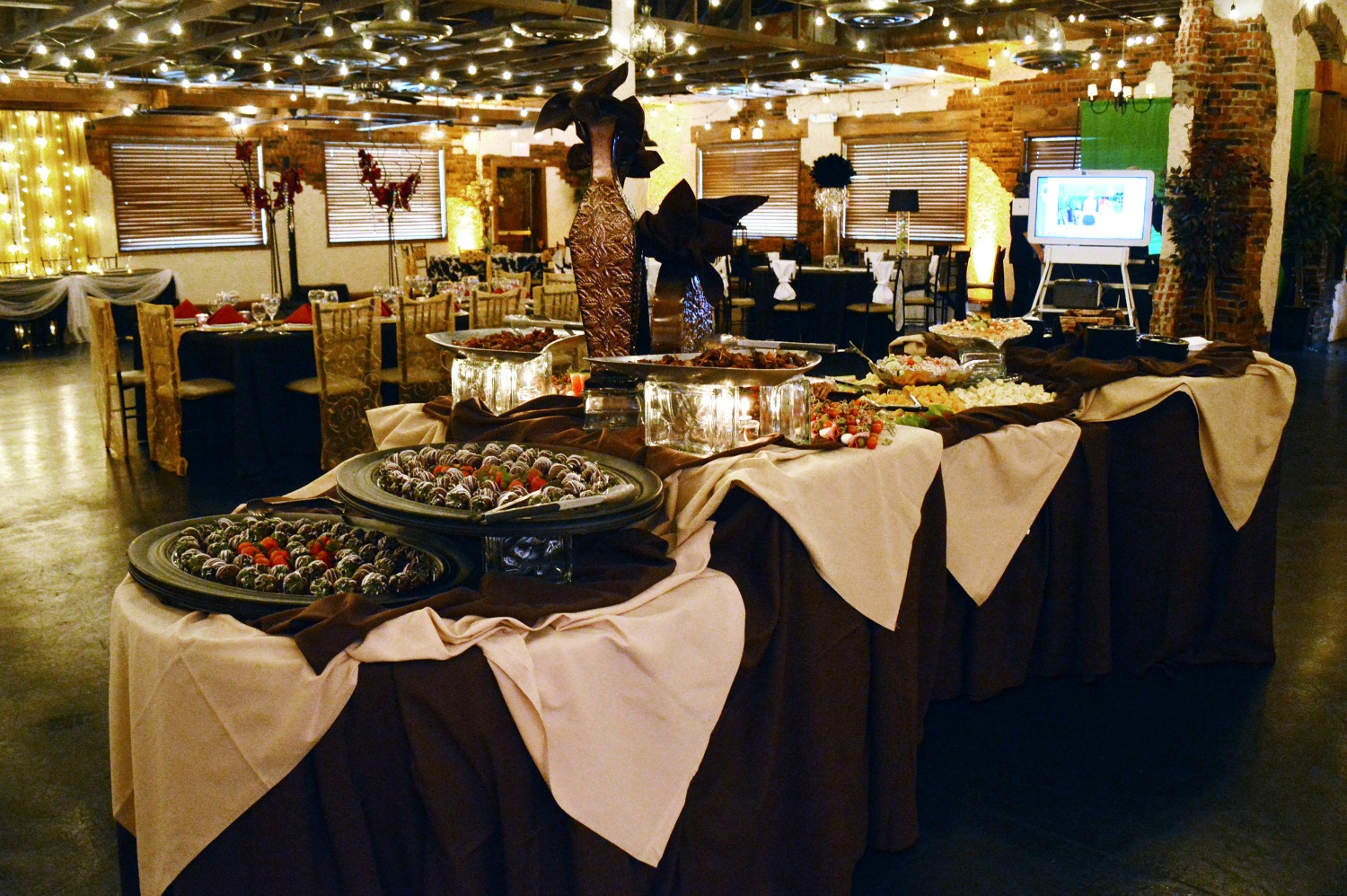 Blue Moon Caterers - Wichita, KS 67212