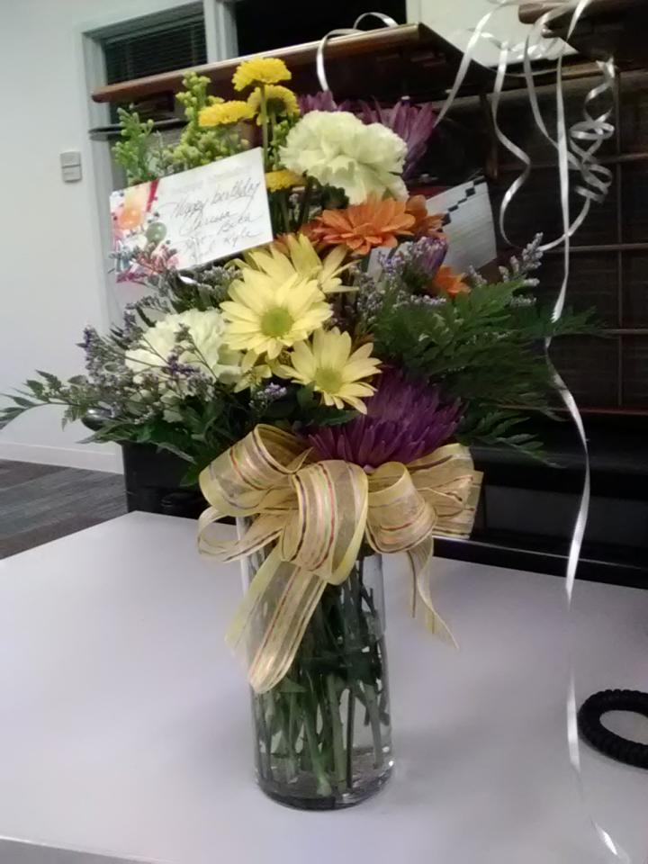 Danas Gifts and Flower Shoppe - Beloit, WI 53511