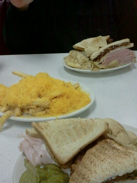 J & J Restaurant - Cincinnati, OH 45211