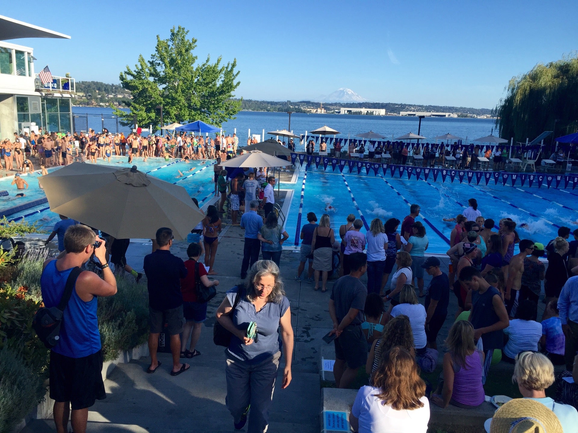 Mercer Island Beach Club - Mercer Island, WA 98040