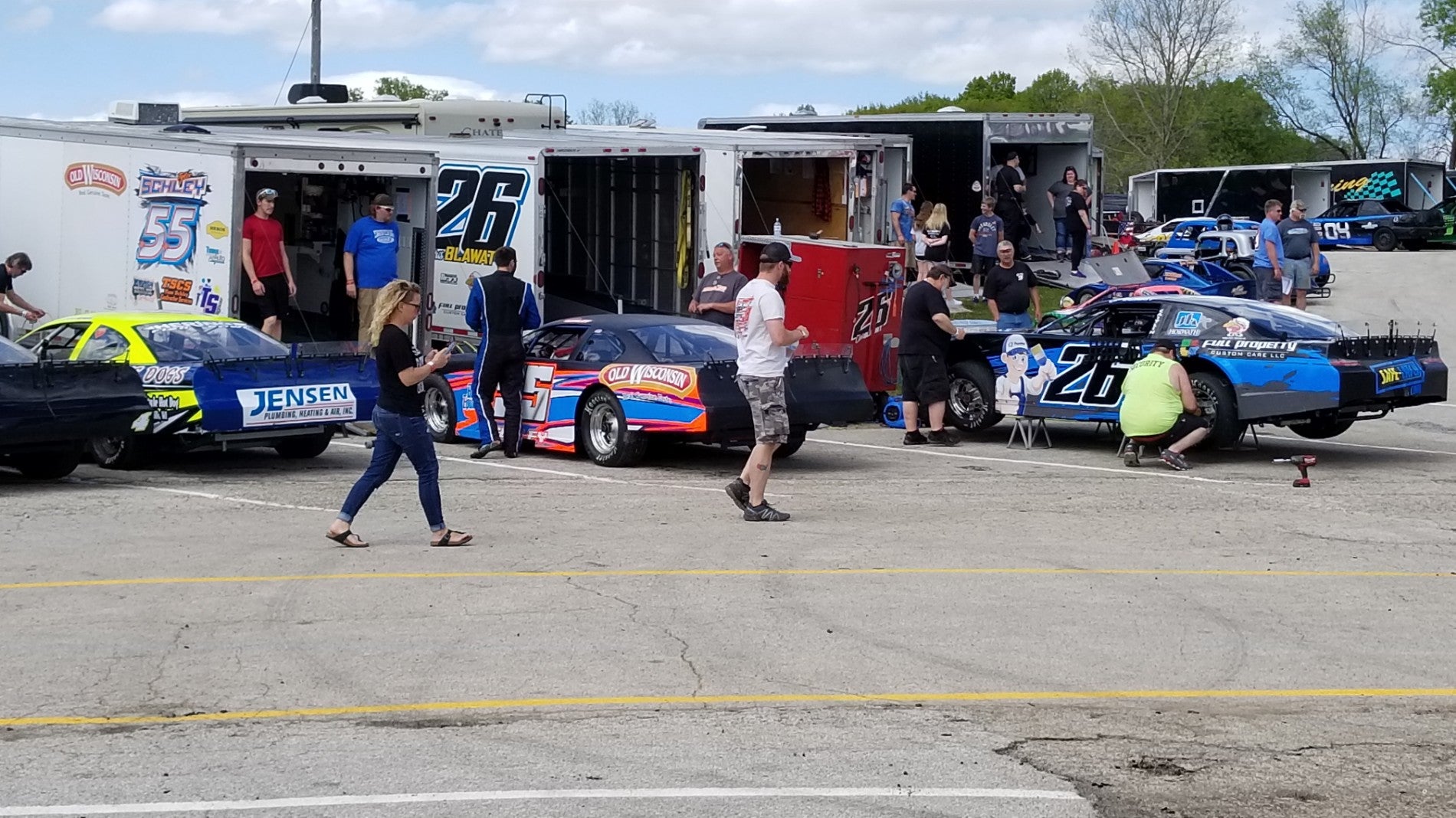 Slinger Speedway - Slinger, WI 53086